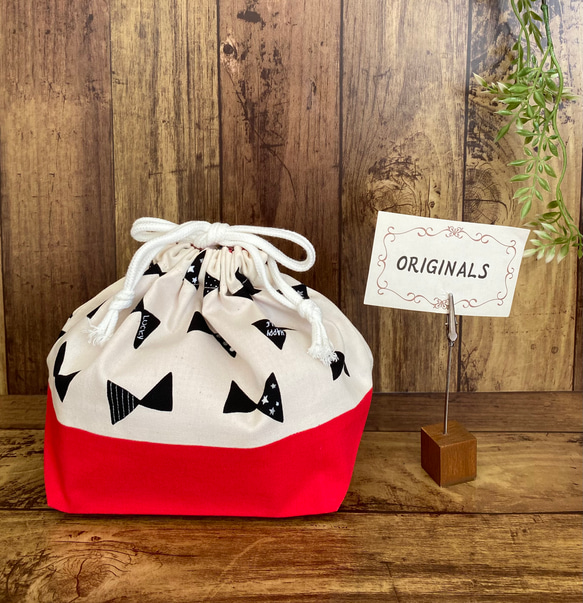 リボン柄×赤色お弁当袋 弁当袋 ORIGINALS 通販 15127746｜Creema(クリーマ)