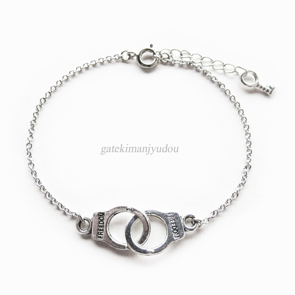 手錠ブレスレット【サイズ変更可】 ブレスレット 画的饅頭堂 通販 1513068｜Creema(クリーマ)