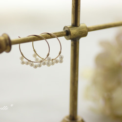 *ベビーパールのフリル*プチフープピアス*14kgf* ピアス（フープ） seraphim 通販 15134108｜Creema(クリーマ)