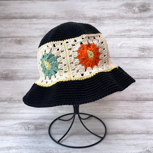 NO.3122066】ハンドメイド グラニースクエア ハット クロシェ NO.3122066】ハンドメイド グラニースクエア ハット クロシェ