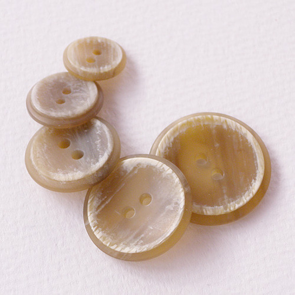 水牛調ボタン10042358(SR-473)カラー・サイズ選択 ボタン ヒント 通販 15182497｜Creema(クリーマ)