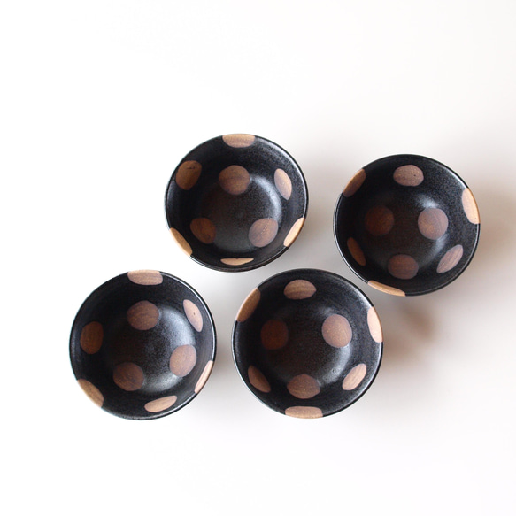 ご飯茶碗 黒 ドット 茶碗・めし碗 saasa工房 通販｜Creema(クリーマ) 15200997