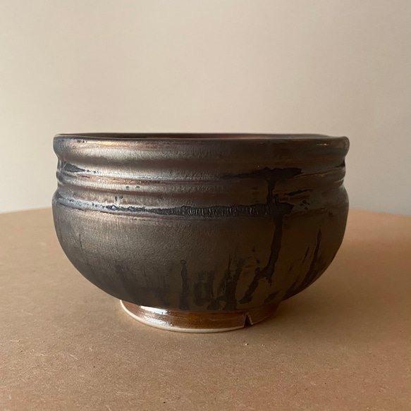 まるっと黒釉植木鉢#129【プランター】【plant pot】 一輪挿し・花瓶・花器 keron 通販 15243534｜Creema(クリーマ)