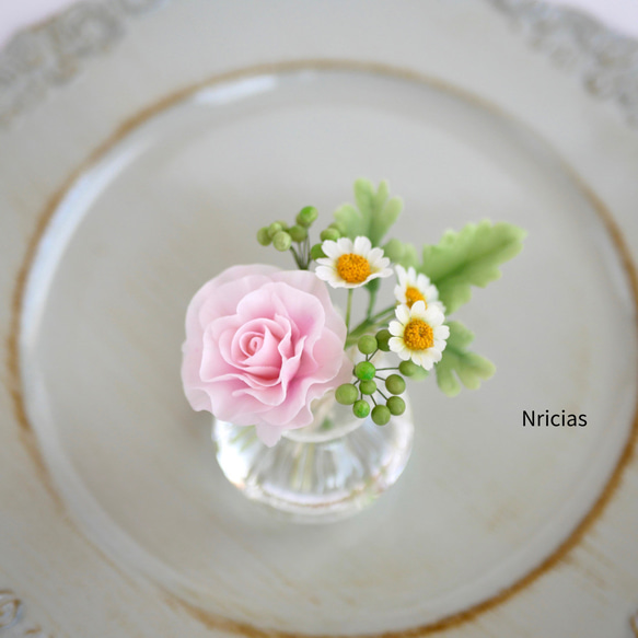 本物？ちょこっとマジカルウォーター一輪挿し クレイフラワーNO.MWH1-2M1-2P16 アートフラワー Nricias 通販 ...