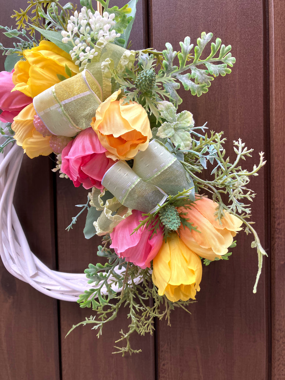 春色新作2024 3色のチューリップリース creema限定 リース akarinoheya 通販 15245148｜Creema(クリーマ)