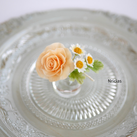 本物？ちょこっとマジカルウォーター一輪挿し クレイフラワーNO.MWH1−5H4 アートフラワー Nricias 通販｜Creema(クリーマ ...