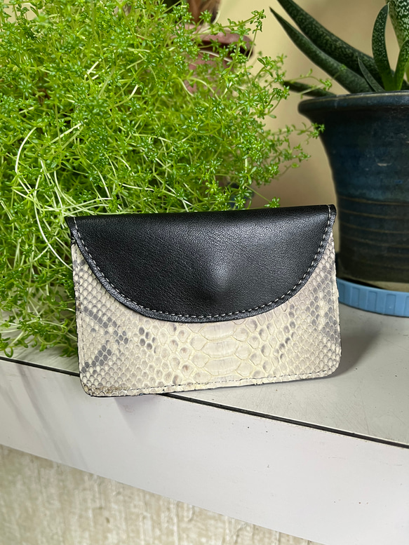 再販パイソンのカード名刺入れ 名刺入れ・カードケース アトリエ ヨッコ 通販｜Creema(クリーマ) 15251401