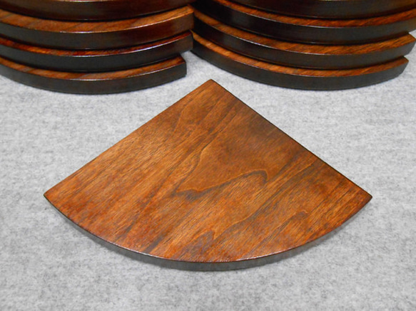 コーナーシェルフ （部屋角用棚）ウォールナット サイズ18cm 棚・シェルフ・ラック Nobu 通販 15262149｜Creema(クリーマ)