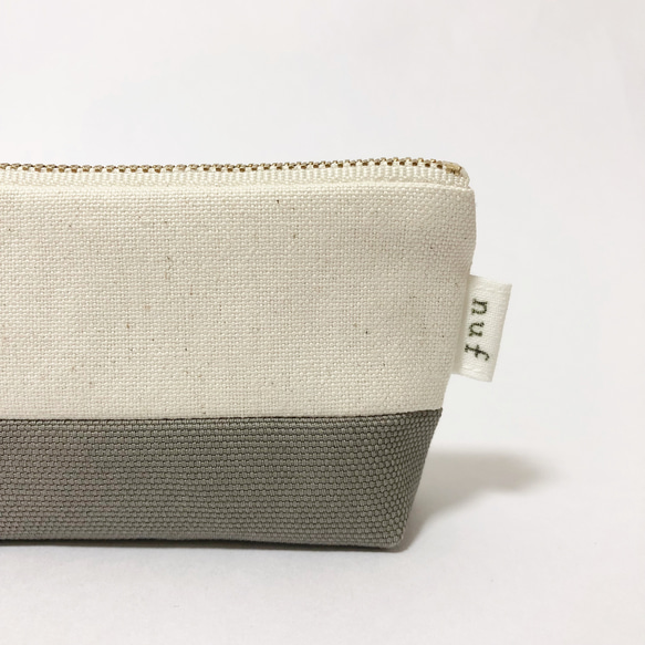 帆布の小さなポーチ〈グレージュ〉 ポーチ nuf 通販 15283296｜Creema(クリーマ)
