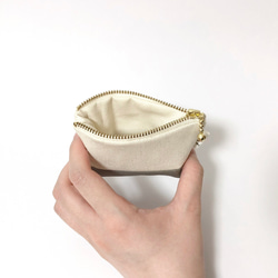 帆布の小さなポーチ〈グレージュ〉 ポーチ nuf 通販 15283296｜Creema(クリーマ)