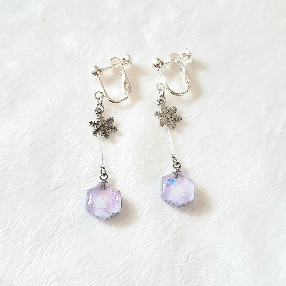 キラキラ雪の結晶イヤリング イヤリング・ノンホールピアス Lavendel 通販｜Creema(クリーマ)