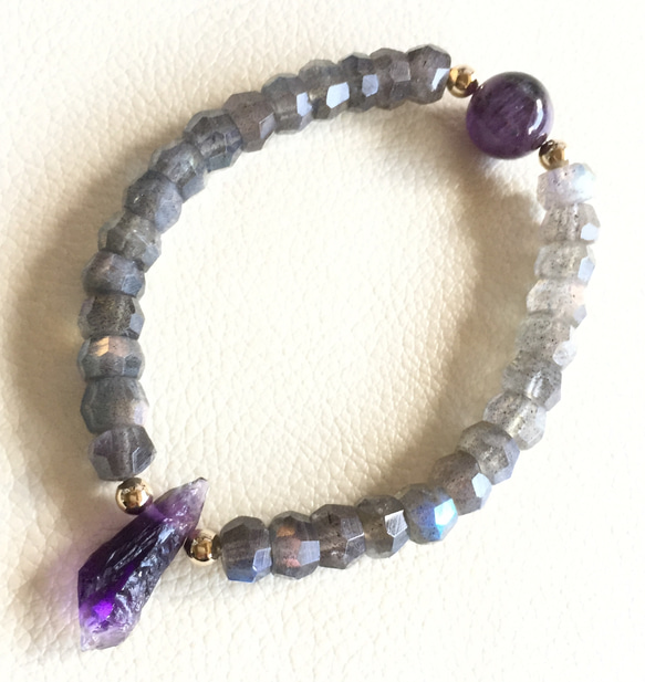 結界を張り、内なる紫炎を目醒めさせる ︎エネルギー防御と覚醒 ︎アメジスト・ラブラドライト・オーラライト23 ブレスレット Purana ...