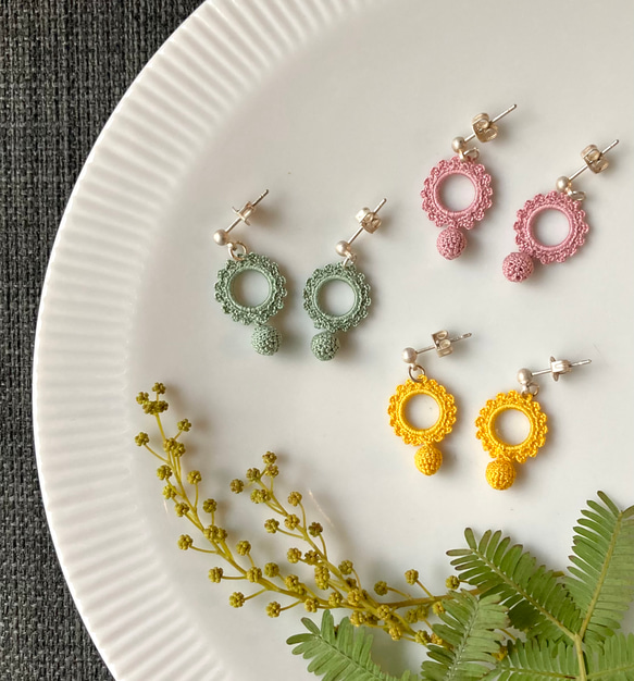 春色ボール&リングのピアス ピアス（スタッド・一粒） モモクラフト 通販 15305281｜Creema(クリーマ)