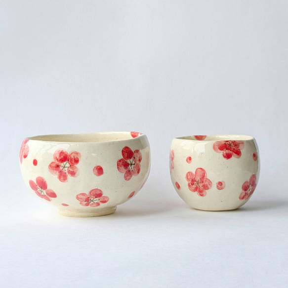ご飯茶碗 梅 手びねり 小さめ A 茶碗・めし碗 しののめラボ 通販 15309516｜Creema(クリーマ)