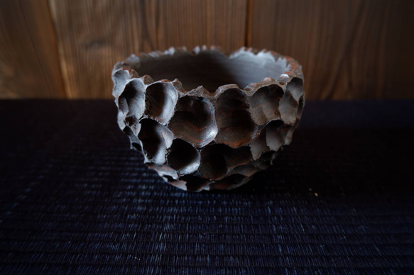 【sold】3.5号黒赤練り込み鉢1 塊根植物 多肉植物 コーデックス 植木鉢 沖縄 一輪挿し・花瓶・花器 陶房 然庵 通販 15312603 ...