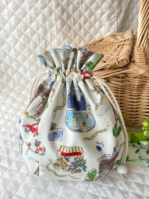 ふっくらきんちゃく リバティ ボンジュール（レッド・ブルー） コップ袋 おにぎり巾着 入園グッズ ポーチ gatsu 通販｜Creema ...