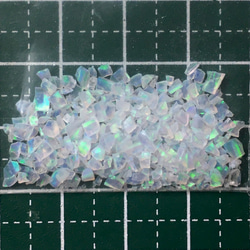 《人工オパール》(ネオンオパール) 原石 ホワイト/緑斑 1.0g ⑥ (樹脂含侵) その他素材 イノセ宝石東京 通販｜Creema(クリーマ ...