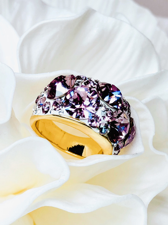 クリスタル ビジュー リング 指輪・リング E♡SMILE 通販｜Creema(クリーマ) 15326809