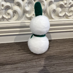 羊毛フェルト 雪だるま手のひらサイズ f00097 羊毛フェルト スマイリードロップス※プロフ必読 通販｜Creema(クリーマ) 15333747