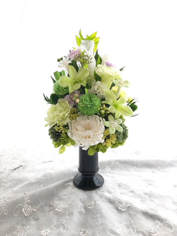 グリーンの清楚なお仏花 プリザーブド フラワー プリザーブドフラワー F*grace エフグレース 通販 15336846｜Creema(クリーマ)