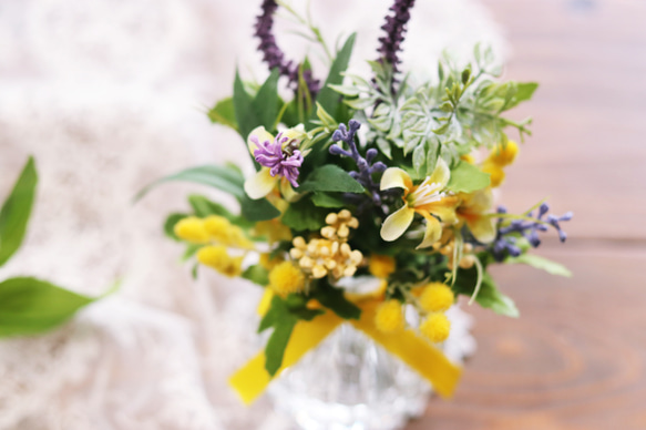 ミモザ増量!!「ミモザと小花」ガラス器アレンジ 水替え不要!!「Creema限定」 アートフラワー SEASON 通販 15344637 ...