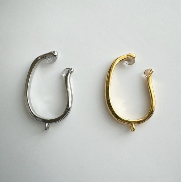 243. gold揺れるコットンパールのイヤーカフ semi order /両耳 イヤーカフ お急ぎの場合はご購入前にご相談ください☺ 通販 ...