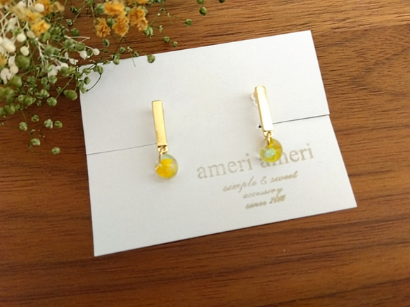 送料無料☆ミモザカラーのティアドロップとゴールドスティックイヤリング イヤリング・ノンホールピアス ameri ameri 通販 15394200｜Creema(クリーマ)