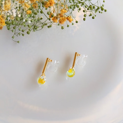 送料無料☆ミモザカラーのティアドロップとゴールドスティックイヤリング イヤリング・ノンホールピアス ameri ameri 通販 15394200｜Creema(クリーマ)