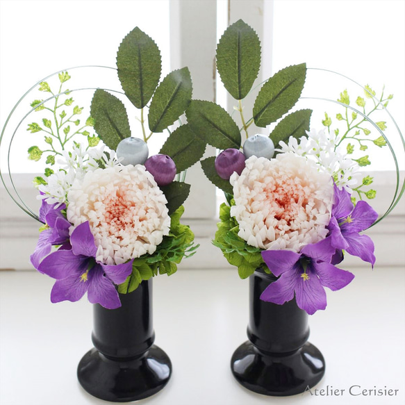 特割】大輪菊のお供え花 一対（2個1セット）（桃白菊 桔梗）仏花 Sサイズ プリザーブドフラワー プリザーブドフラワー アトリエ・セリージェ ...