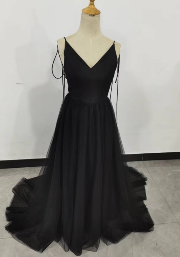 高品質！ブラック キャミソール バックレス フィッシュテール トレーンVネックドレス ドレス THE URBAN BLANDRESS 通販 ...