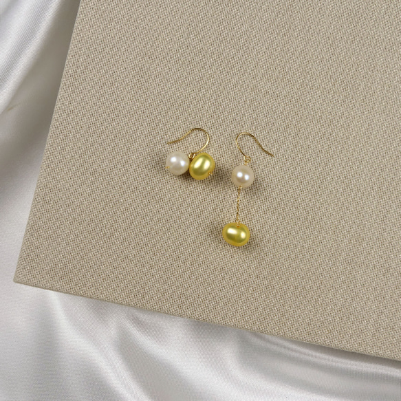 K18 フック＆チェーンアシンメトリーピアス 白×イエロー ピアス（フック・チェーン） TRIFLES 通販｜Creema(クリーマ)