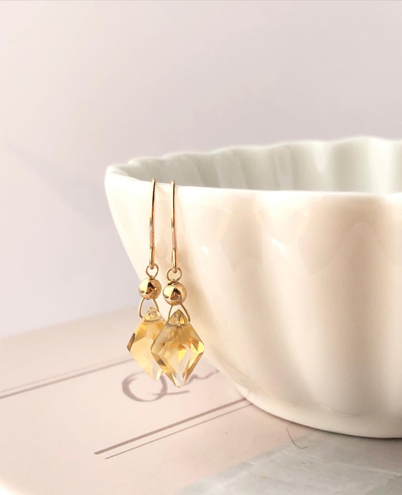 【14kgf 】シトリン ダイヤファセットカットピアス ピアス（フック・チェーン） UNELMAKeiju☆ ウネルマケイユ 通販｜Creema(クリーマ)