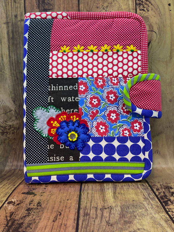 お花アップリケのA5サイズシステム手帳カバー 手帳カバー ゴーヤマラカス 通販｜Creema(クリーマ)