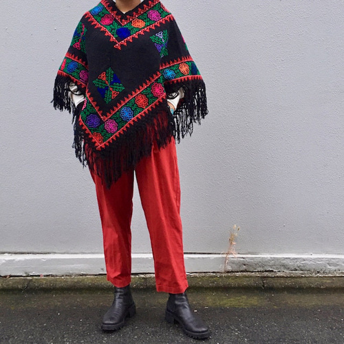 Mexican Embroidery Poncho #1/メキシコ 刺繍 ポンチョ ニット Mexican Embroidery Poncho #1/メキシコ 刺繍 ポンチョ ニット