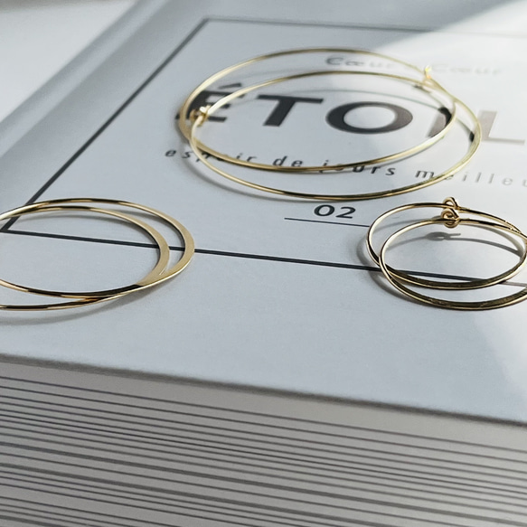 【Sale!】14kgf(刻印入り) フラットフープピアス S/M/L ピアス（フープ） milimili901 通販｜Creema(クリーマ) 15540572