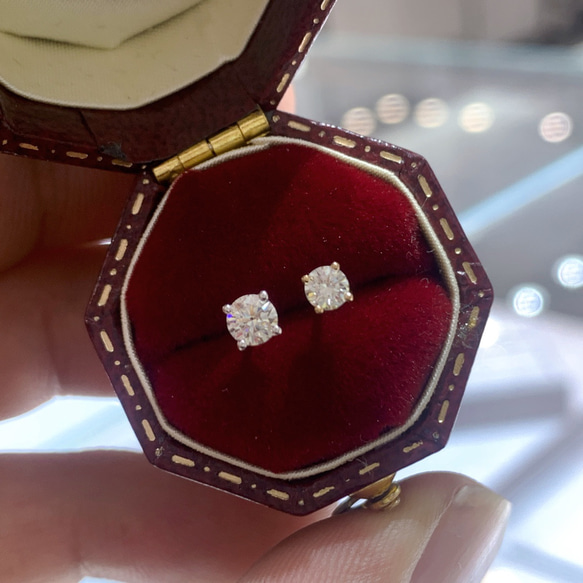 天然ダイヤモンドピアス0.3ct k18 ピアス（スタッド・一粒） パール大好き(購入前にコメントください) 通販｜Creema(クリーマ) 15540722