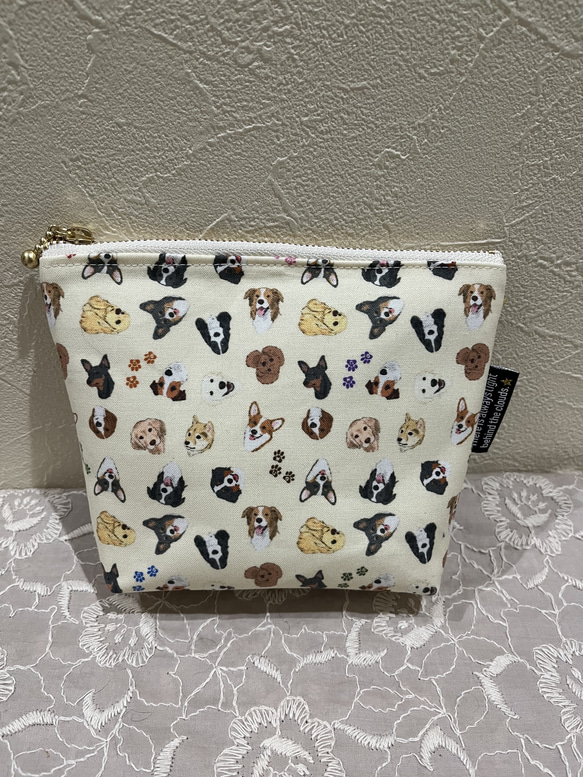 16センチポーチ☆犬柄・face ポーチ moca 通販 15552389｜Creema(クリーマ)