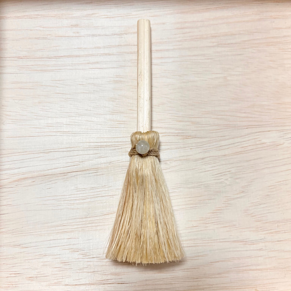 精麻 天然石（ムーンストーン）浄化ほうき その他雑貨 Sylphide 通販｜Creema(クリーマ) 15556949