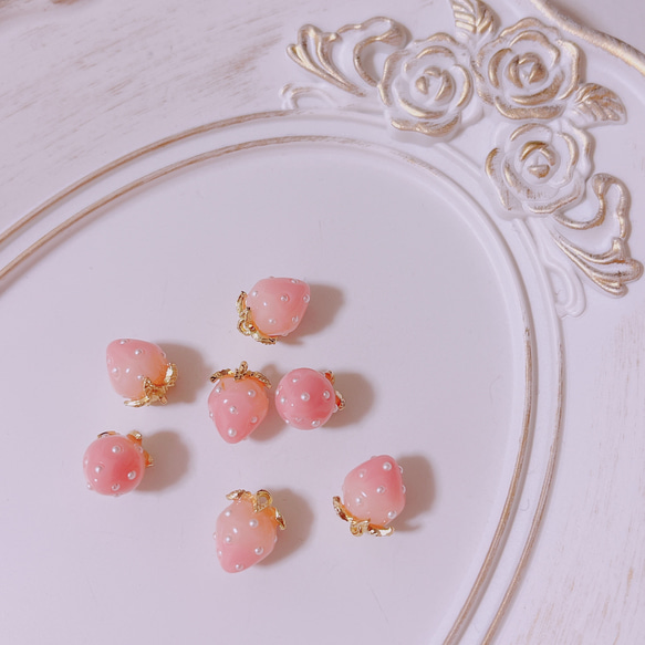 【2個】いちご チャーム ストロベリー パーツ DIY アクセサリー ゴールド 素材 ピアス イヤリング DIYパーツ Shii's ...