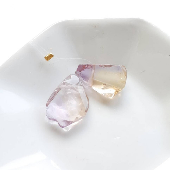 #50 高品質 アメトリン ラフペアシェイプ 天然石 Flower材料店🌸最安値 通販 15580640｜Creema(クリーマ)