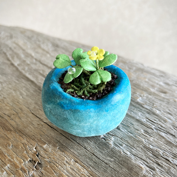 7889.bud 粘土の鉢植え カタバミ その他インテリア雑貨 bud 通販 15607160｜Creema(クリーマ)