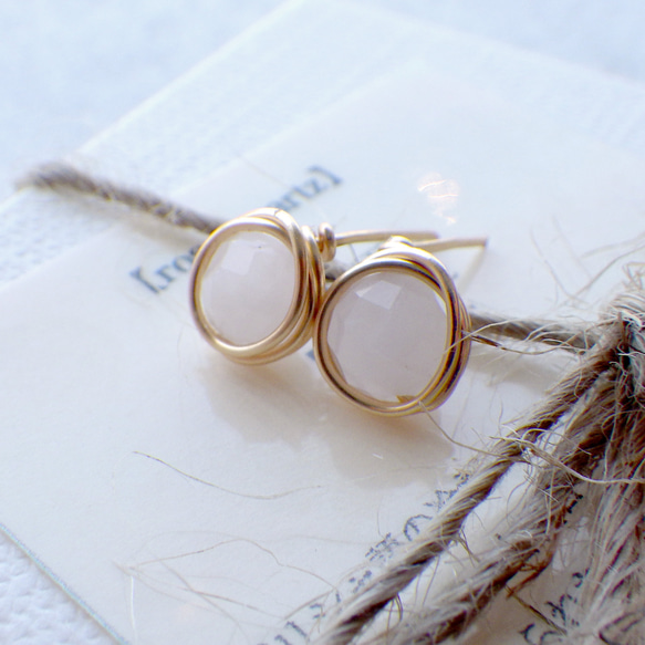 14kgf カッティング ローズクオーツ スタッドピアス ピアス（スタッド・一粒） えにのいと 通販｜Creema(クリーマ) 15623520