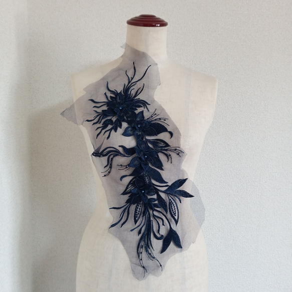 AZ013ネービー 立体お花モチーフレース 胸元モチーフ 刺繍レース ネービー 6色展開 レース AOLZER 通販｜Creema(クリーマ)