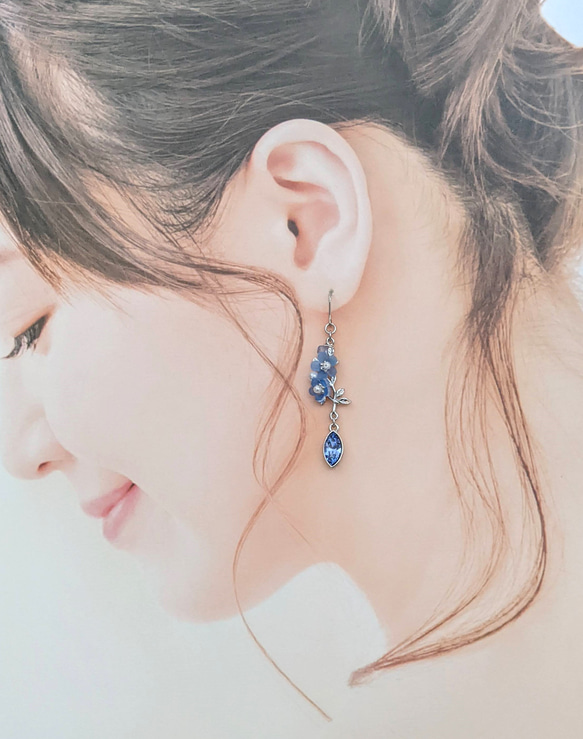 【受注生産】ネモフィラのピアス（イヤリング可） 晴れやかブルー2025 ピアス（フック・チェーン） kamelia 通販 15654886 ...