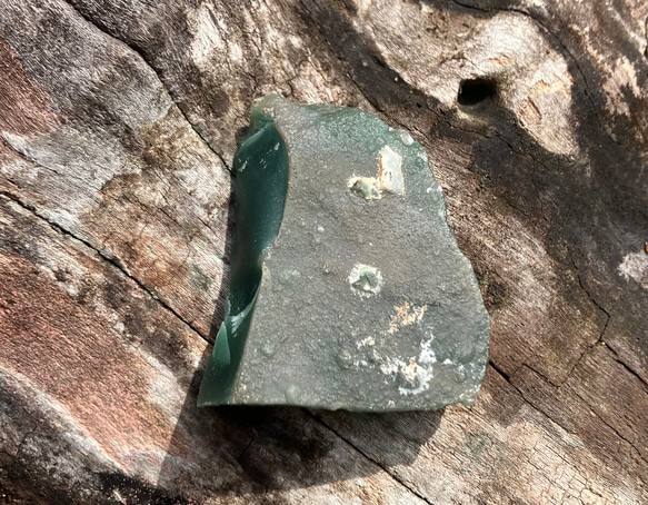 Mtorolite/Chrome Chalcedony ムトロライト クロムカルセドニー原石 ① 天然石 stonetatsuya 通販 ...