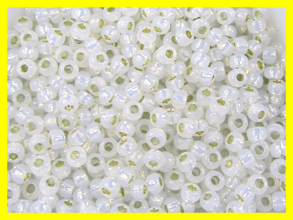 TOHO No.2100 丸大 7g ビーズ 小粒なビーズ屋 通販 15672464｜Creema(クリーマ)