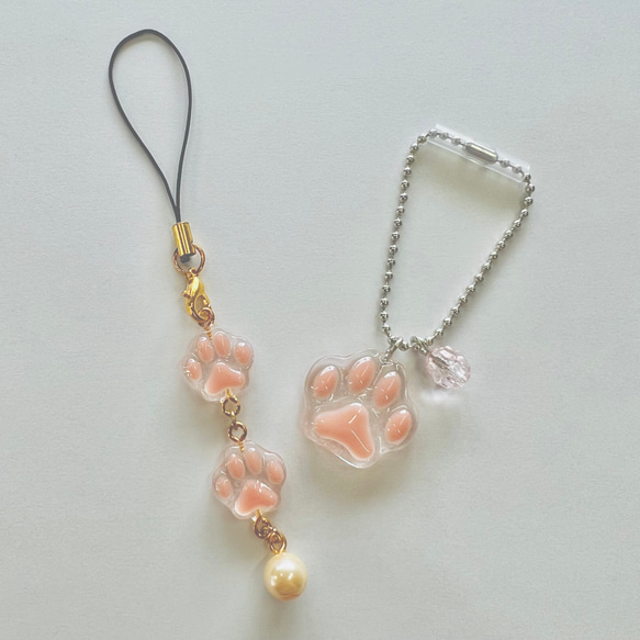 かわいいうちの子肉球キーホルダー －遺毛封入タイプ－ その他アクセサリー atelier＊chocoli 通販 15677229｜Creema ...