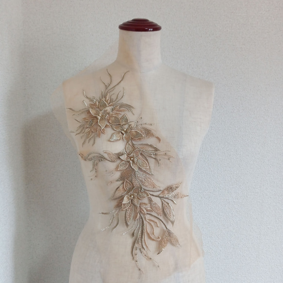 AZ013ゴールド 立体お花モチーフレース 胸元レース 刺繍レース 6色展開 レース AOLZER 通販 15680081｜Creema(クリーマ)