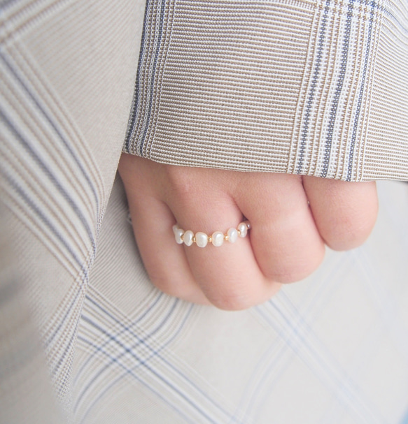 小粒パールのビーズリング 《 mini pearl ring 》 淡水パール 誕生日 プレゼント 指輪・リング ONiON 通販 15681200｜Creema(クリーマ)