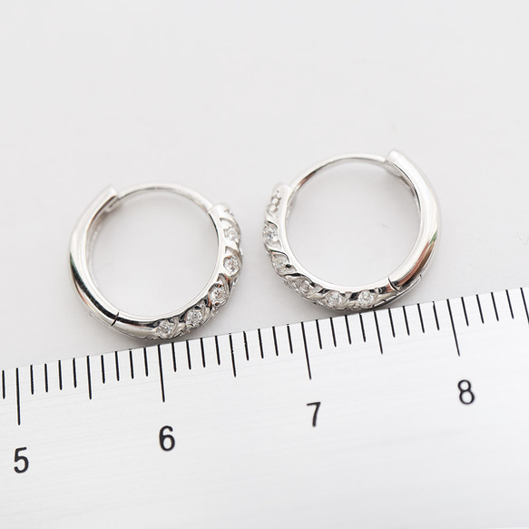 SV925 スターリングシルバー CZ付 プチ フープピアス 1ペア ピアス（フープ） Trois anges 通販 15693852｜Creema(クリーマ)